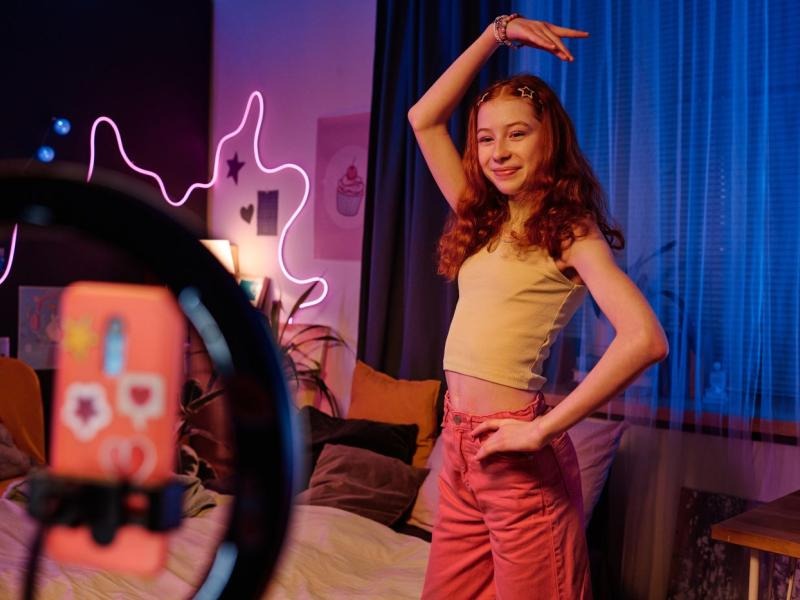 Tik Tok: Qué es, cómo funciona y claves de su éxito | EAE BCN
